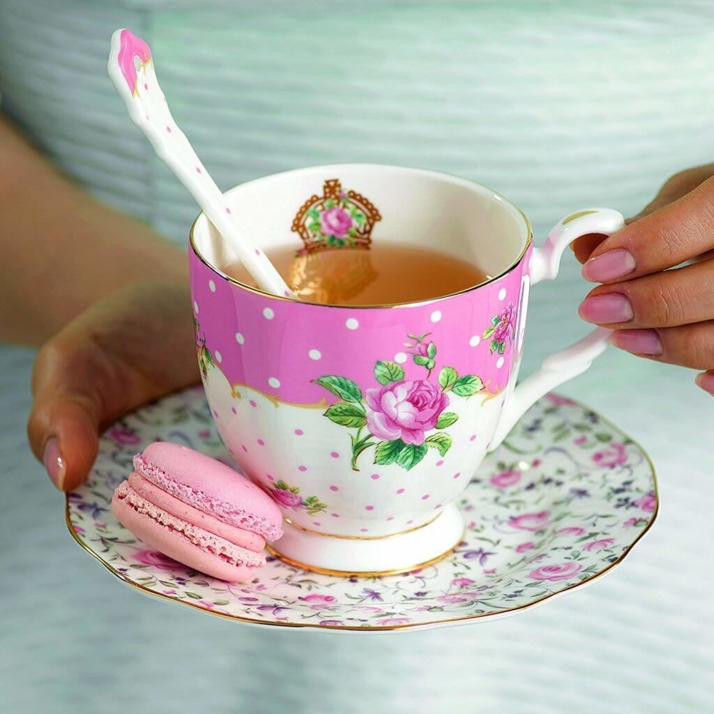 How to Host a Vintage Shabby Chic High Tea - How to High Tea