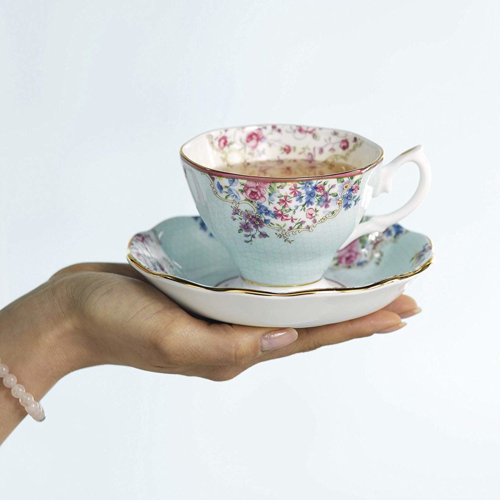 Our Favorite Vintage Style Teacups - How To High Tea